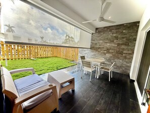 Apartamento, 1 quarto, para fumantes, terraço | Opções para refeição ao ar livre