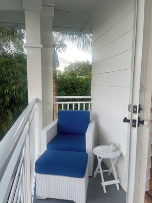 Charming East Delray Cottage – Fully Furnished, 1 Mile from the Beach ...