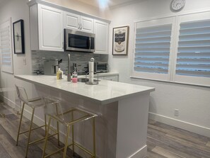 Charming East Delray Cottage – Fully Furnished, 1 Mile from the Beach ...