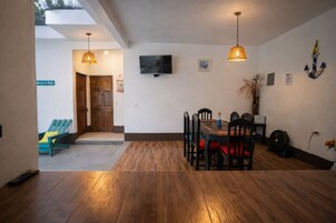 Chalé Exclusivo, 2 quartos | Sala de jantar