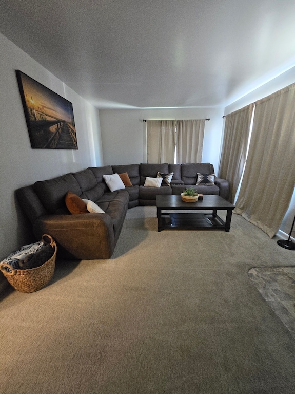 Cozy, Stylish 2-bedroom Retreat In Prime Location Walk To Shops & Dining! - Billings, MT