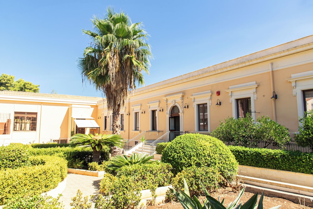 Syraka Hotel Lr Collection - Siracusa