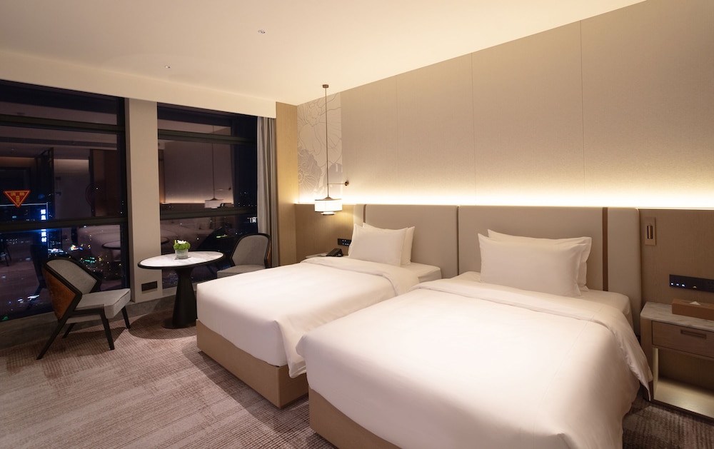 Foshan Xinghai Royal Hotel - 