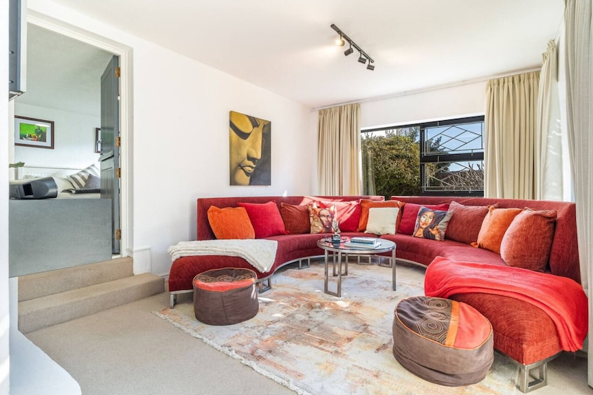 Cozy 2-bed Garden Cottage In Camps Bay, Just A Few Minutes Walk From The Beach - Cape Town