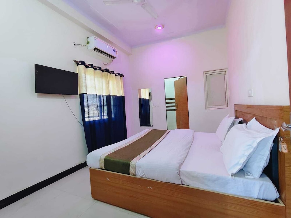 Radhe Shyam Resort By Hrg Vrindavan - Vrindavan