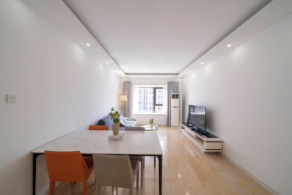 Tyms Modern 2br Apt Xujiahui Dacheng - Shanghai