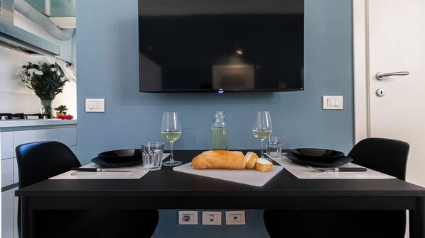 Estúdio Básico (0 Bedroom) | Kitchenette privada | Um micro-ondas, uma chaleira elétrica, uma cadeira de bebé 