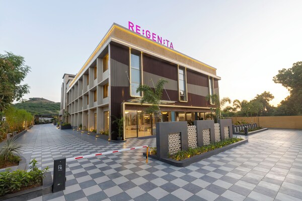 Regenta Hotel Science Center Bhuj - Bhuj