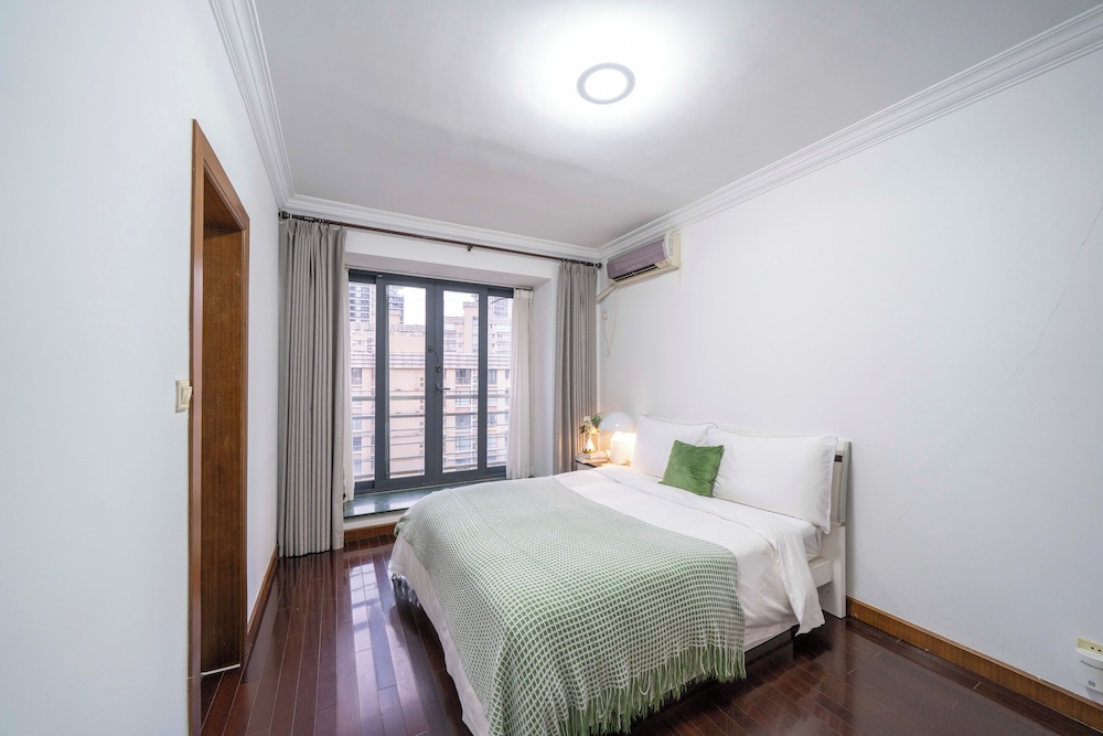Tyms Cozy 1br Apt Gubei Carnival Court - Shanghai