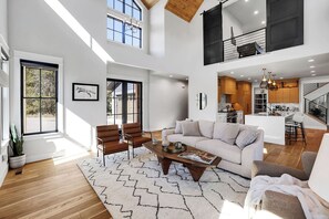 Alpenglow Villa @ Tamarack Resort | New Golf Course Estate Near Lake ...