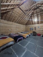 Dormitório Partilhado Elite | Secretária, secretária adequada para computadores portáteis 