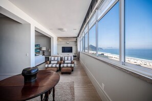 Apartamento Básico | Interior