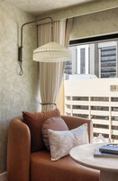 Roupa hipoalergénica, camas de colchão pillowtop, minibar 