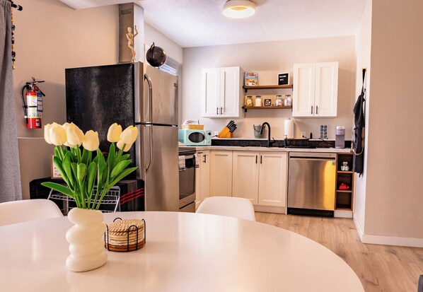 Bright Riverbend Getaway | Close to Nature & Downtown Reviews, Deals ...