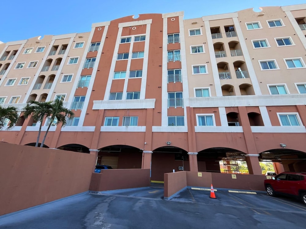 I Love It Coral Way Apartments - Kendall