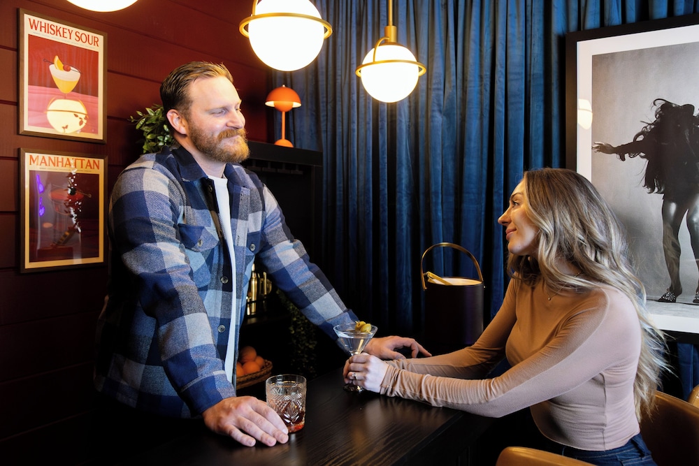 The Hidden Still~Blue Ridge Speakeasy Lakehouse~SLEEPS 22 - Gilmer ...