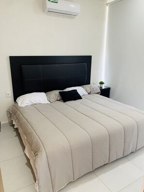 Apartamento Comfort, varanda | Ferro/tábua de engomar, Wi-fi grátis 
