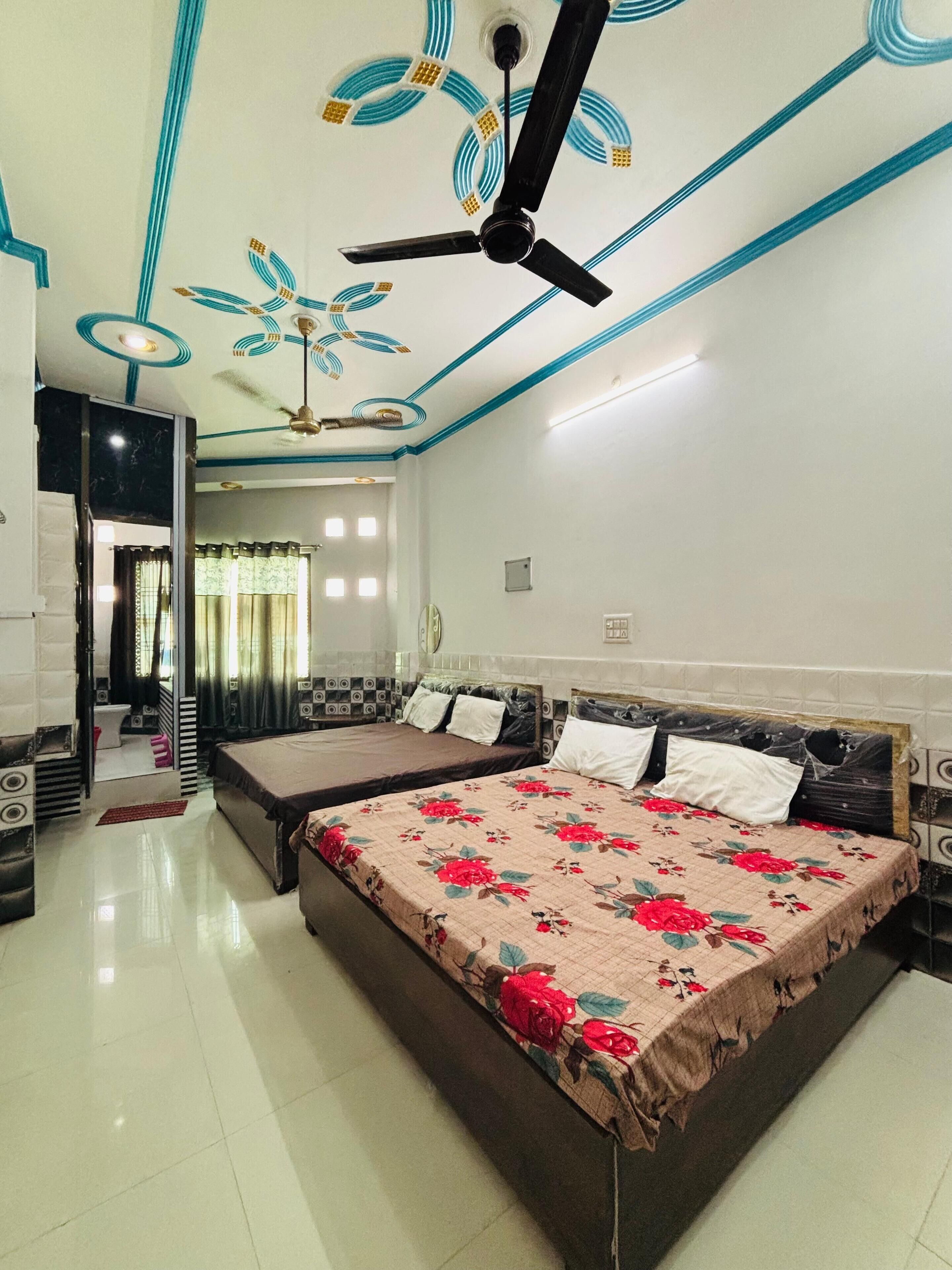 Quarto Quádruplo Básico | Wi-fi grátis 