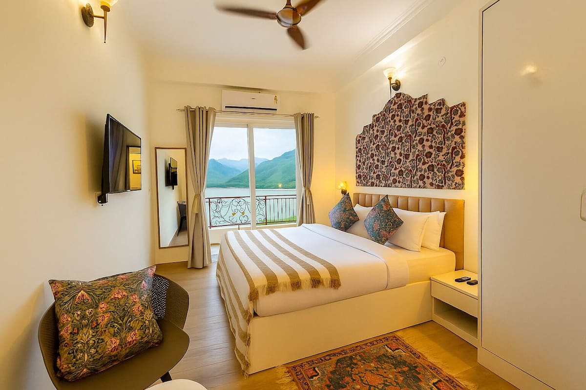 Quarto Deluxe, vista para o rio | Ferro/tábua de engomar, Wi-fi grátis