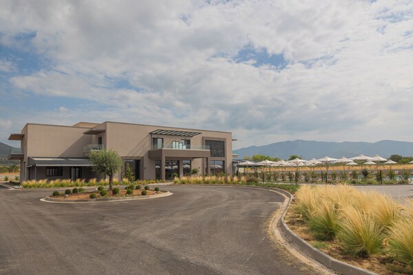 Shizen Wellness Hotel - Greece