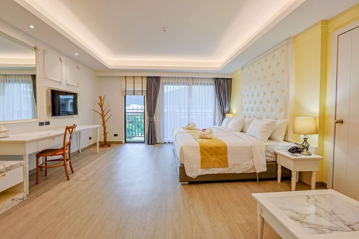 Quarto Triplo Deluxe, varanda | Wi-fi grátis