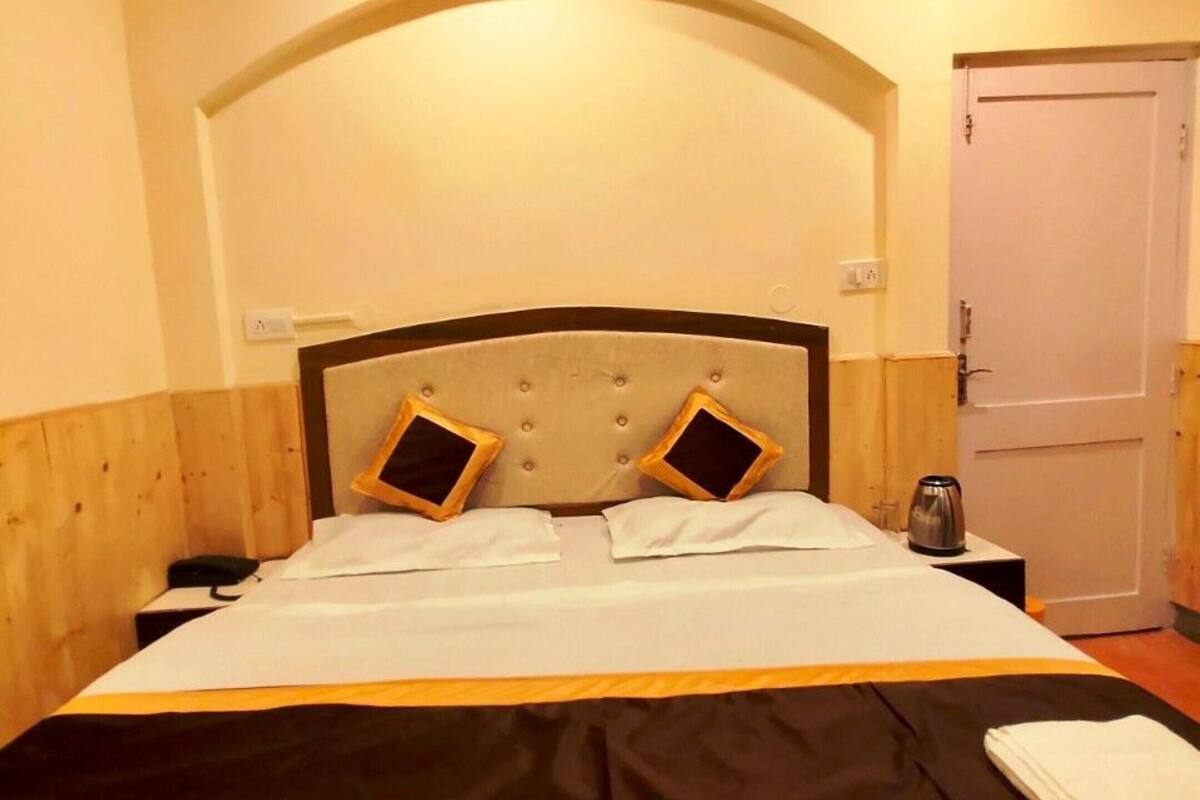 Quarto luxo, vista para a cidade | Wi-Fi de cortesia, roupa de cama