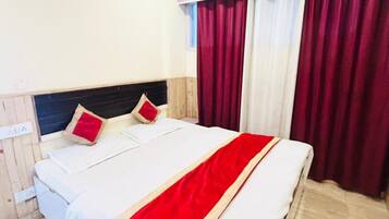 Quarto Quádruplo Familiar | Wi-fi grátis, roupa de cama fornecida