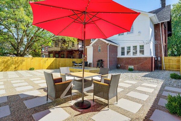 5 Mi To Dtwn Detroit: Pet-friendly Edison Home - Warren, MI