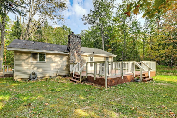 Elcho Home W/ Fire Pit: Minutes To Lakes & Trails! - Pelican Lake, WI