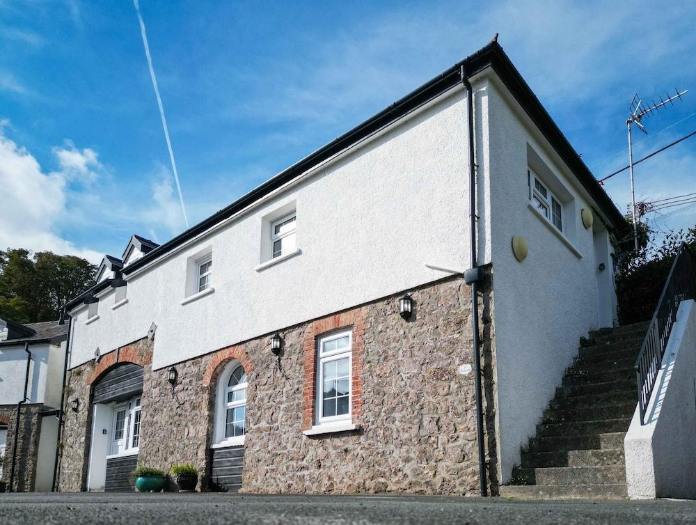 The Granary - 2 Bedroom Cottage - Penally - England