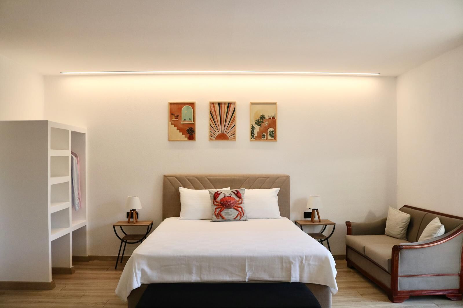 Quarto luxo, sacada, vista para o rio | Ferros/tábuas de passar roupa, Wi-Fi de cortesia