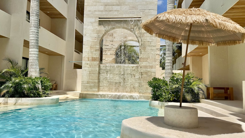 Cocay Pi By Sandy Powerful - Tulum