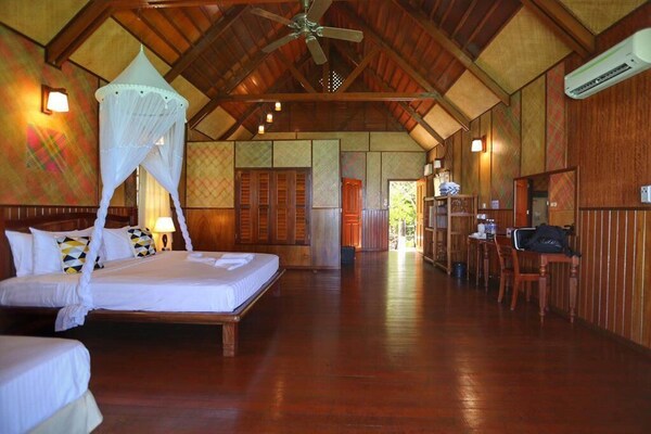 Lankayan Island Dive Resort - Sandakan