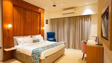 Quarto superior, vista para a cidade | Roupas de cama premium