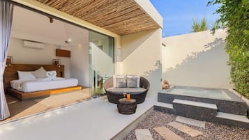 Villa Deluxe, 1 cama king-size, terraço, vista para o pátio | Terraço/pátio interior