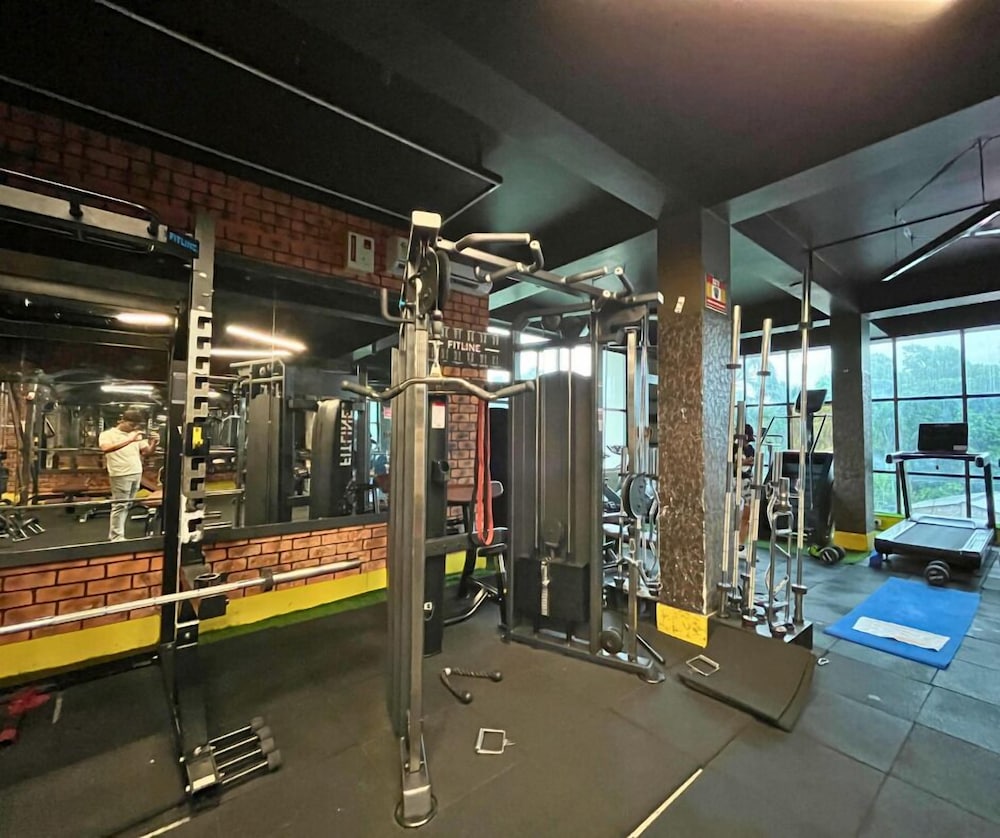 Hotel Paris Garden - Tinsukia