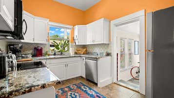 Casa | 2 quartos, internet de alta velocidade