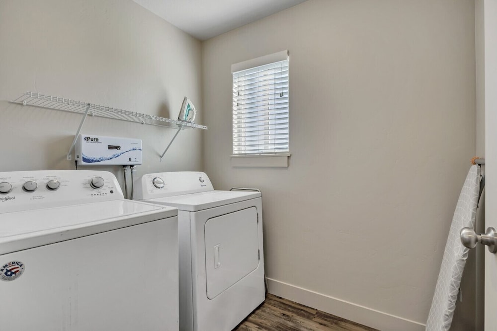 Hill Field 3 By Cdh In Layton - SeaQuest Utah, Layton