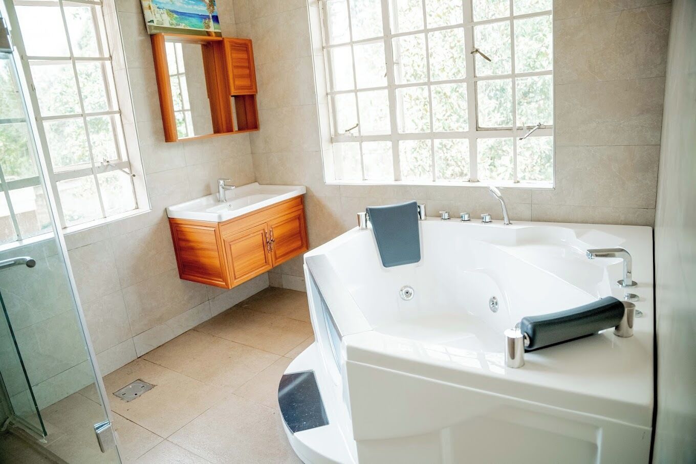 Quarto casal executivo | Wi-Fi de cortesia, roupa de cama