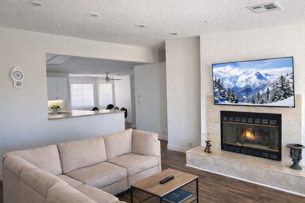 @ Marbella Lane - Majestic Desert Mountain Views - Joshua Tree National Park