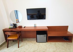Quarto Duplo Deluxe, vista para a montanha | Sala de estar | Impressoras 