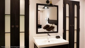 Quarto Deluxe, 1 cama king-size | Wi-fi grátis, roupa de cama fornecida 