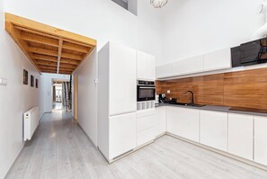 Apartamento conforto | Cozinha americana privada | Cafeteira/chaleira, chaleira elétrica