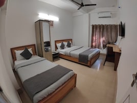 Quarto Triplo Clássico | Lençóis de algodão egípcio, roupa de alta qualidade 
