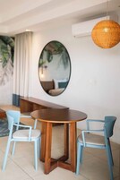 Suíte estúdio conforto | Frigobar, quartos à prova de som, Wi-Fi de cortesia