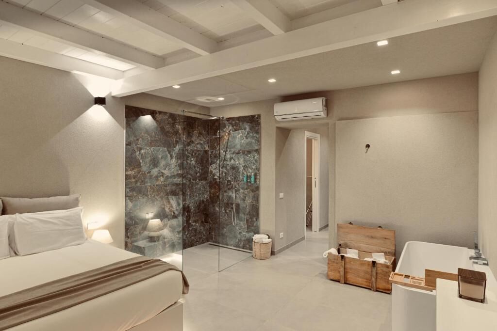 Produtos de toalete grátis, secador de cabelo, chinelos 