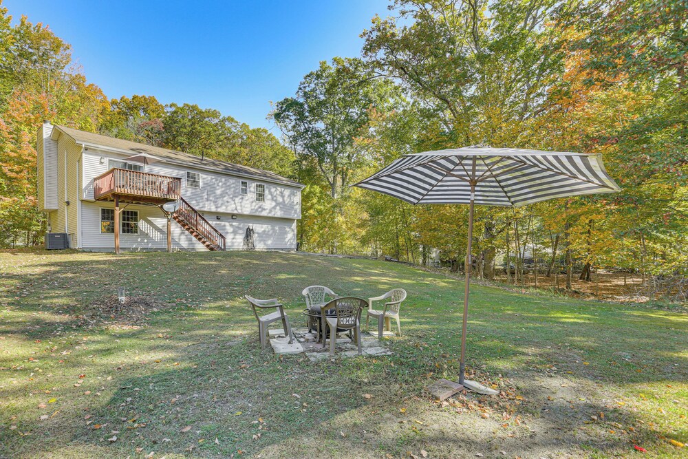 Hike, Ski & Explore: Otisville Retreat W/ Yard! - Middletown, NY