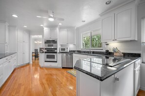 Manasota Bayview – Pool, Dock, Beach, Sleeps 10 Reviews, Deals & Photos ...