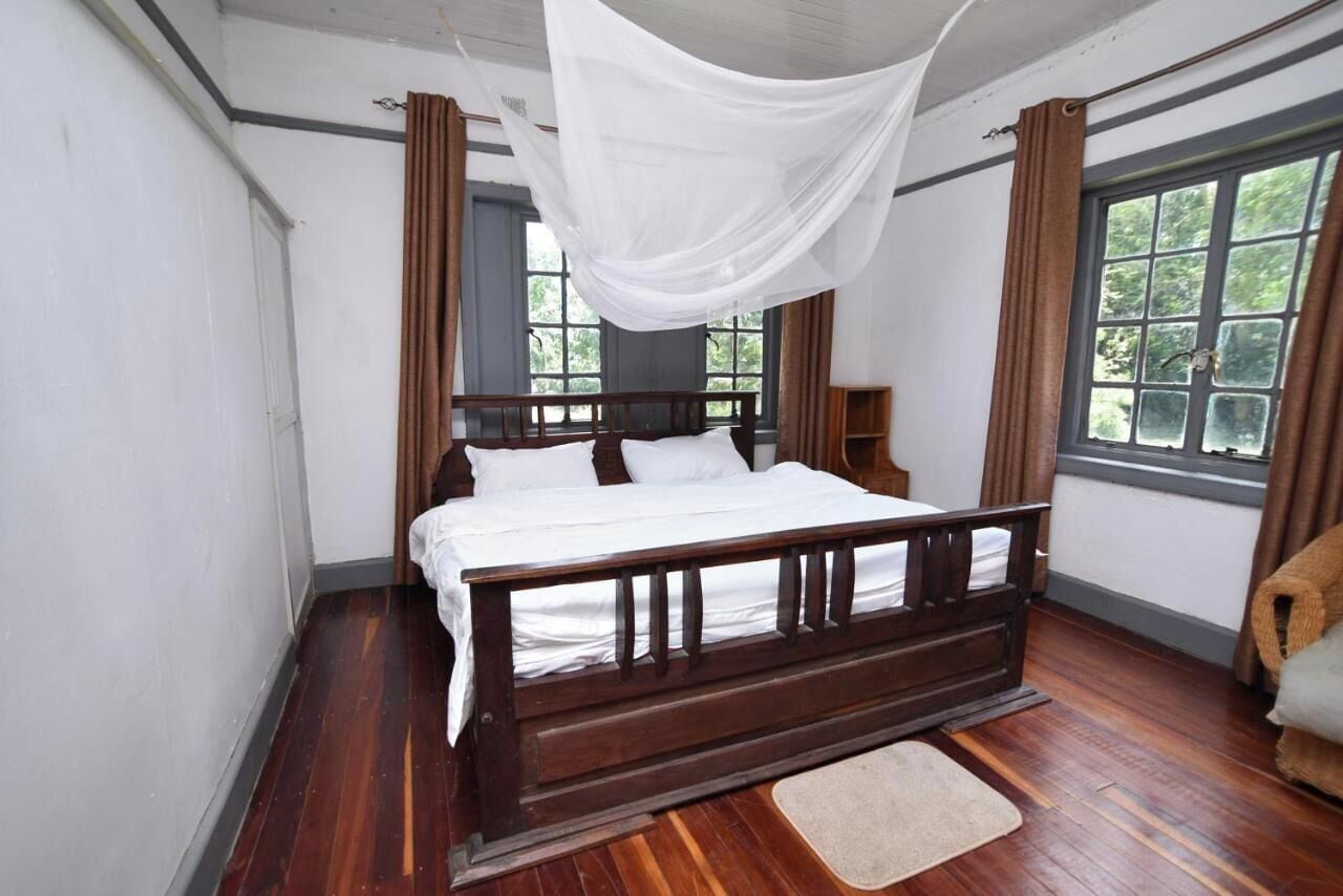 Quarto Duplo Standard, vista para o jardim | Wi-fi grátis, roupa de cama fornecida 