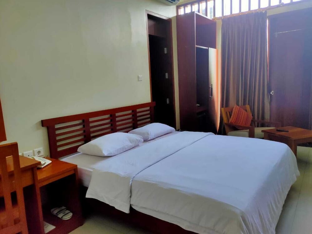 Hotel Grand Papua Kaimana - Maluku